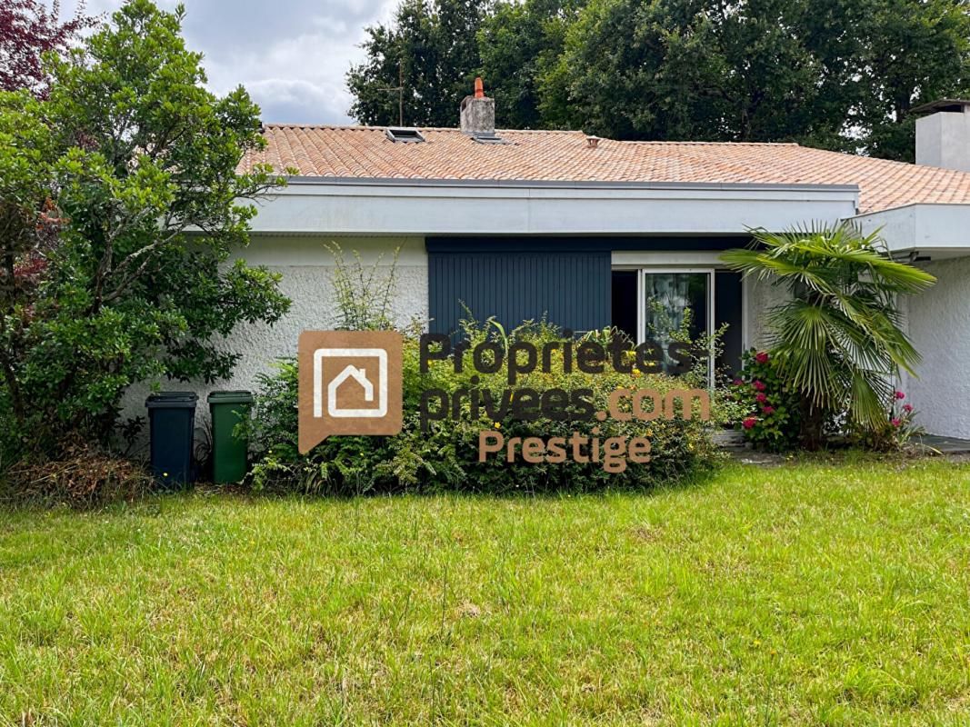 Maison, Mérignac 33700 7 pièces 196 m2 sur 860m2 de terrain